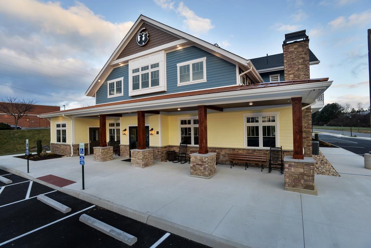 Veterinarian in Christiansburg, VA | Town and Country Veterinary Clinic ...